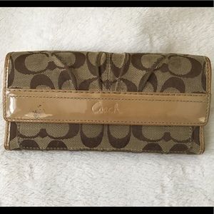 Coach Bags | Large Clasp Purse | Poshmark